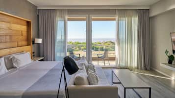 Estúdio de Luxo, banheira de hidromassagem grande, vista para o oceano (Almarena) | 2 quartos, roupa de alta qualidade, edredões de penas
