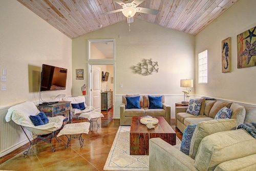 Crane's Landing! 3 Bedroom Home At Pirates Bay In Port Aransas - Port Aransas, TX