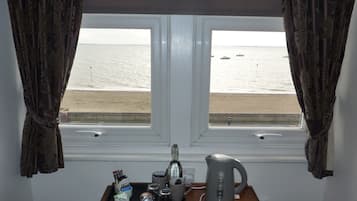 Quarto casal, vista para o mar | Cortinas blackout, quartos à prova de som, ferros/tábuas de passar roupa