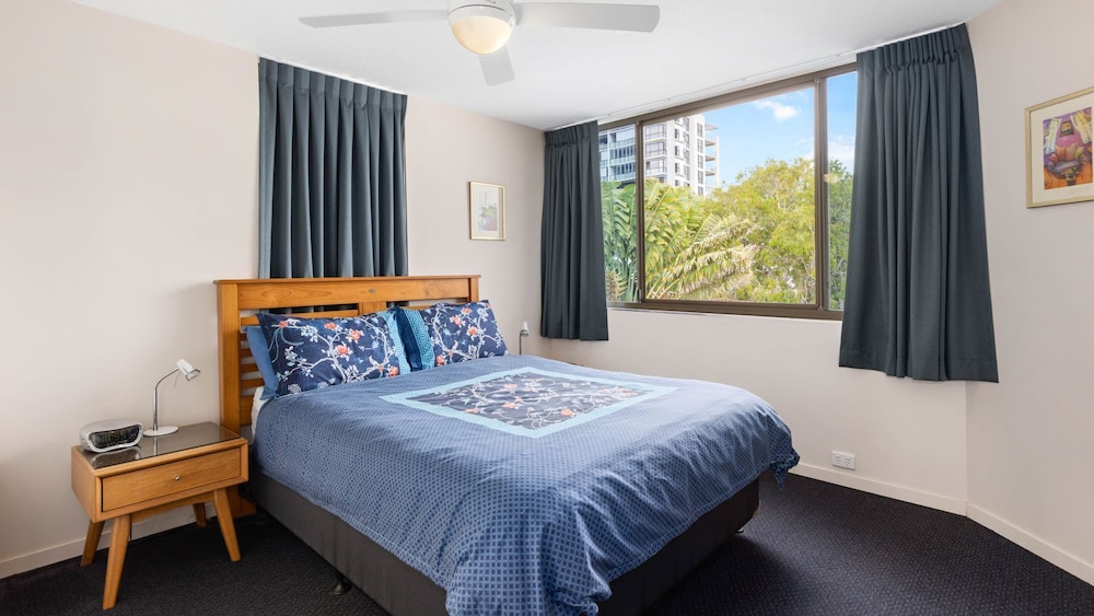 Eastbourne U6, 80 Esplanade. Golden Beach - Caloundra