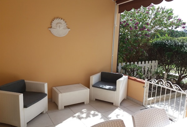 New Studio Apartment 3 Min. Walk From The White Beaches Of Portoferraio - Portoferraio
