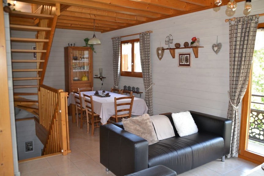 Chalet Individuel *** Au Calme Et Situé à 400 M Du Centre-ville De Gérardmer - La Bresse