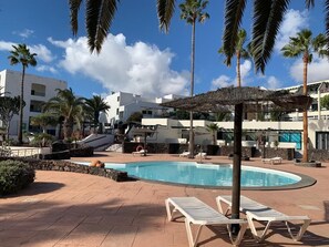 Residence Playa Roca Costa Teguise "LANZAROTE" Reviews, Deals & Photos ...