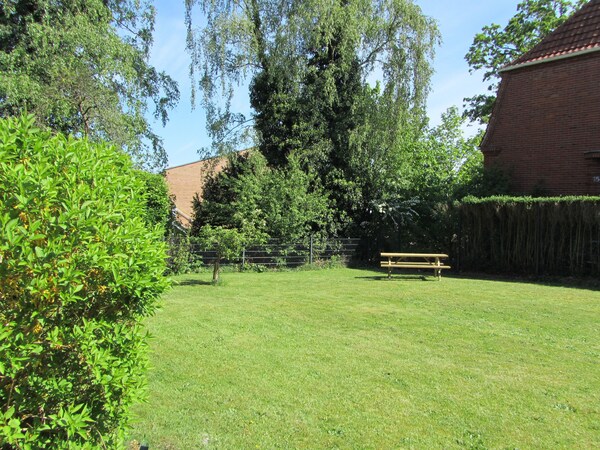 Ferienhaus Mit Eigenem Garten Im Herzen Von Bad Bentheim, Hunde Willkommen! - Emsbüren