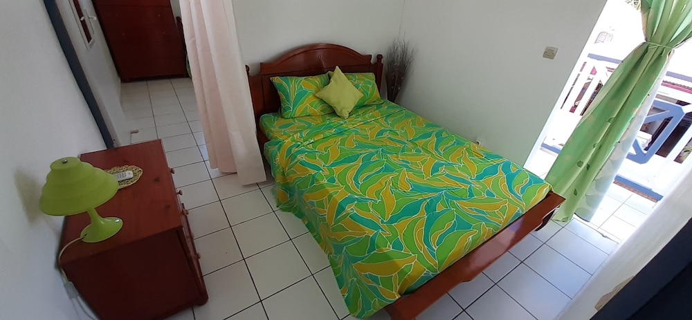 " Tout à Sainte-anne 97180 "
(Guadeloupe) - Plage de la Caravelle - Sainte-Anne