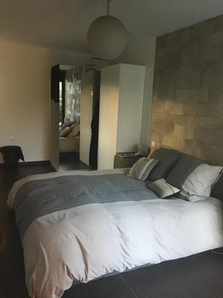 Quiet, Light-filled House In Annecy - Direct Access To Ski Resorts In 30'. - Annecy