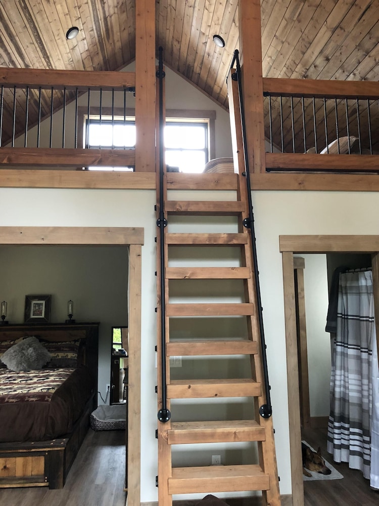 South Sandpoint Dream Cabin - Sandpoint, ID