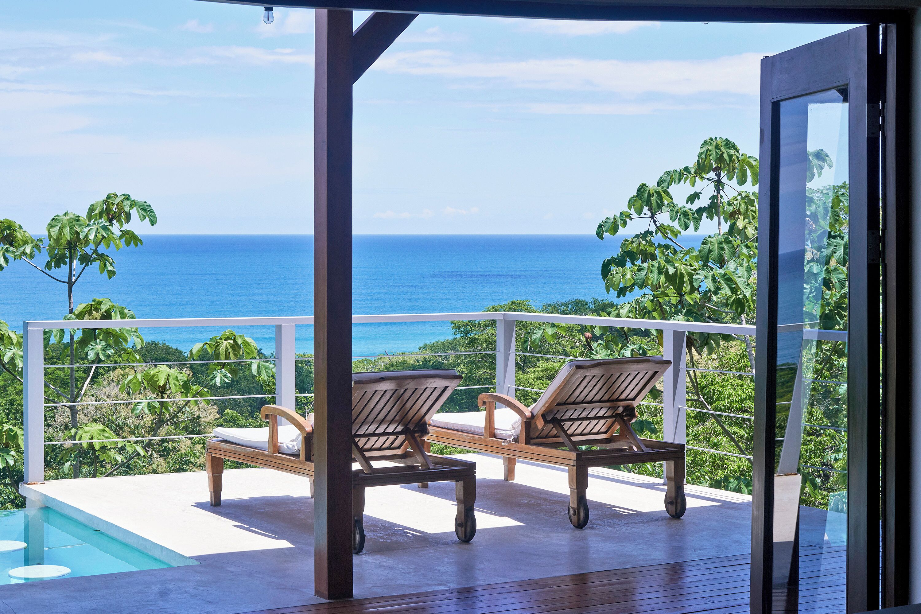 Beautiful Villa With Infinity Pool and Breathtaking Panoramic Views ...