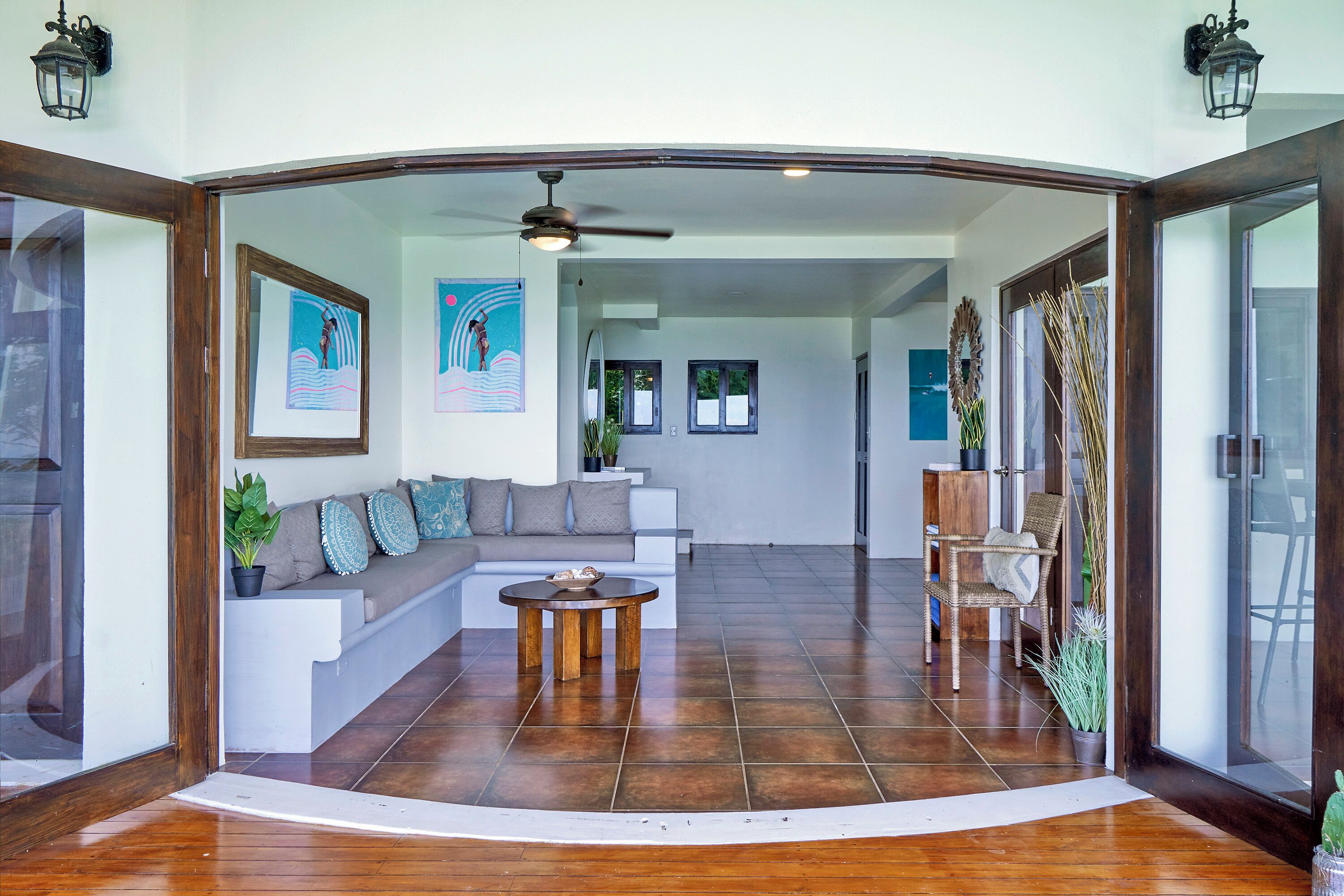 Beautiful Villa With Infinity Pool and Breathtaking Panoramic Views ...