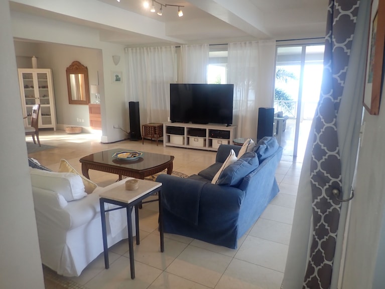 Amplia Vida Interior / Exterior. Piscina Privada. Impresionantes Vistas Al Mar / Campo De Golf - San Cristóbal y Nieves