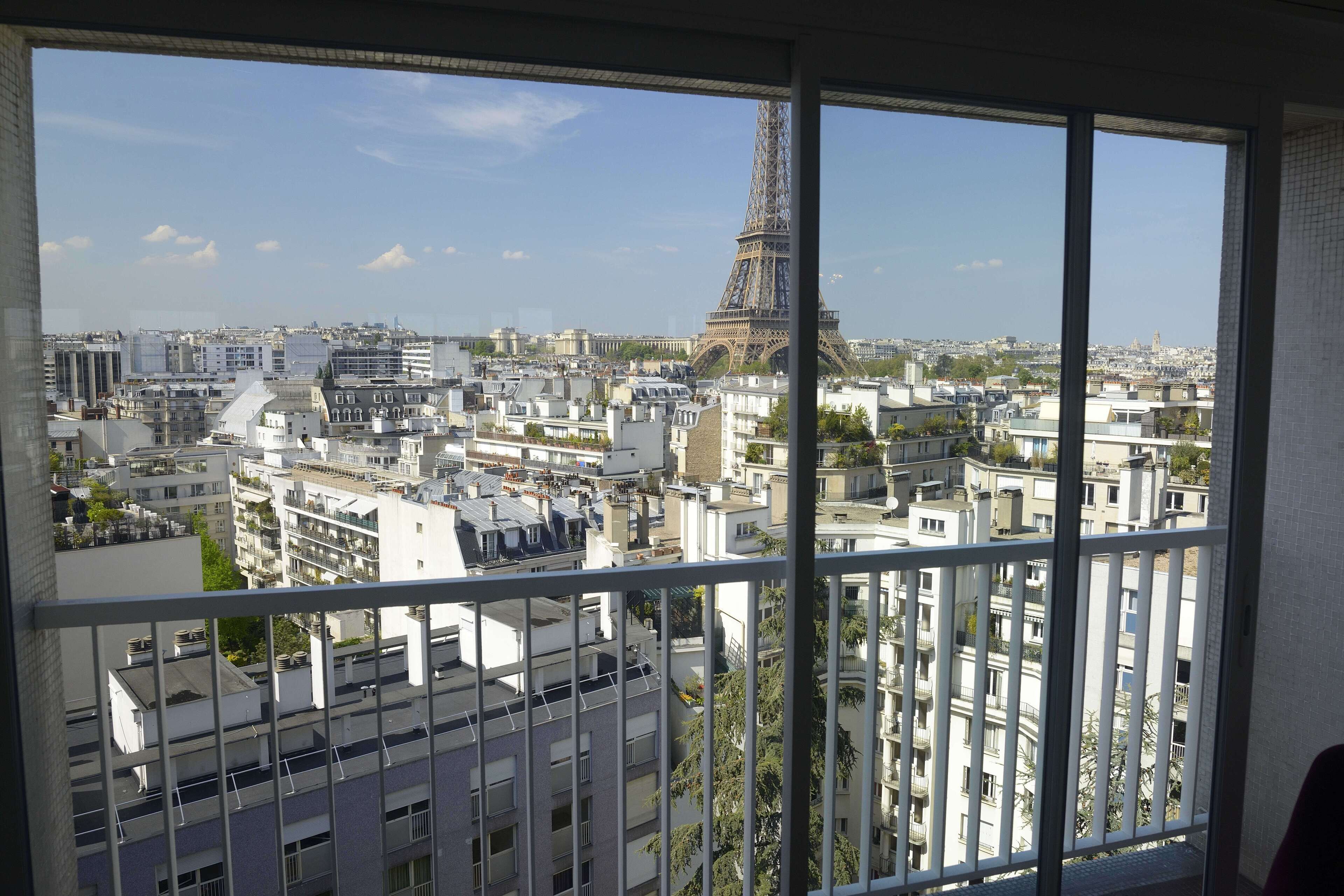 10 Fantastic Paris Rentals With Amazing Eiffel Tower Views | TravelAwaits