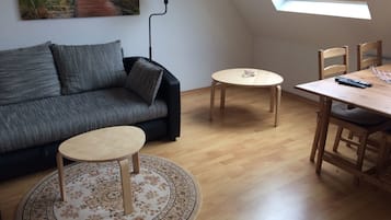 Apartamento Clássico, 2 quartos | Quartos insonorizados, ferro/tábua de engomar, Wi-fi grátis