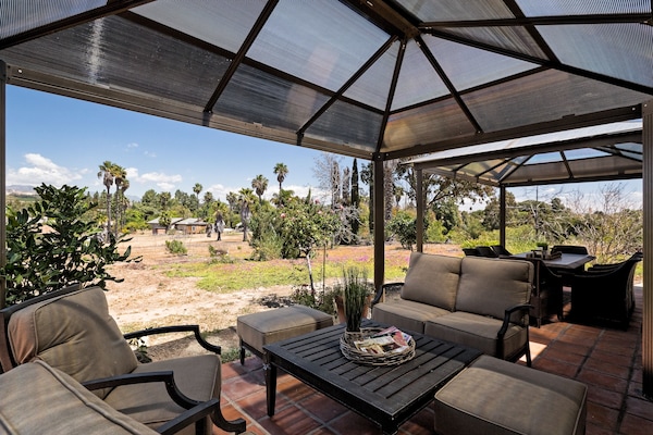 Completely Remodeled, No Detail Left Untouched, Perfect For Large Groups! - Camarillo, CA