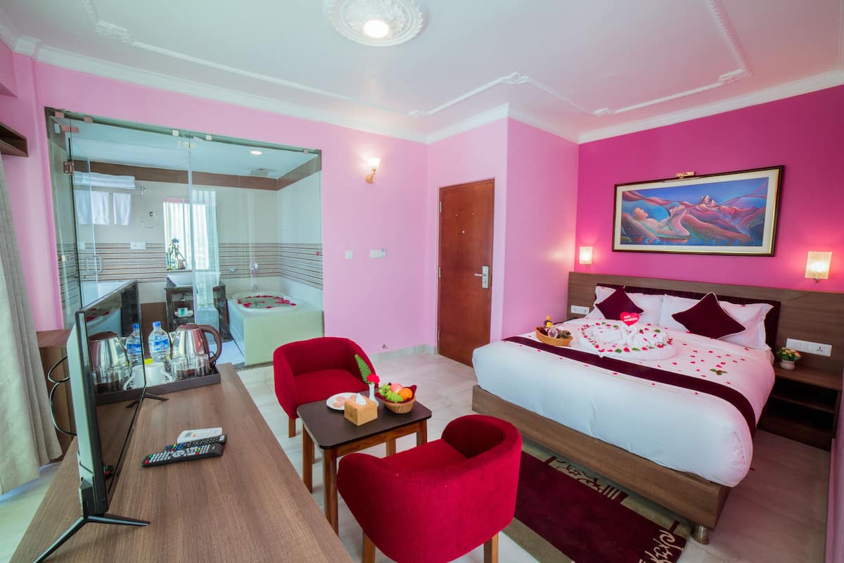 Minibar, quartos insonorizados, camas desdobráveis, Wi-fi grátis