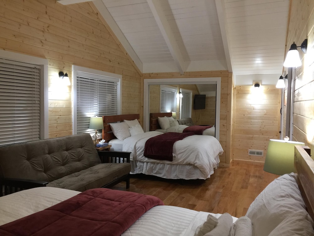 Neu Renovierte Geräumige Holzhütte, Neben Golfplatz, Fluss, Wanderwege - Lake Tahoe