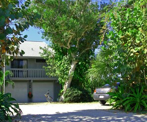 Mango House - A Sanibel Gem - Fully Renovated - June, July, Nov, Dec ...