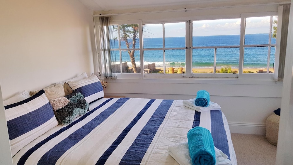 Apartment 5 - The Coachhouse - Narrabeen