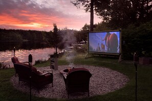 Lakefront Log Home with the only Outdoor Movie Theater - Bridgton | Vrbo