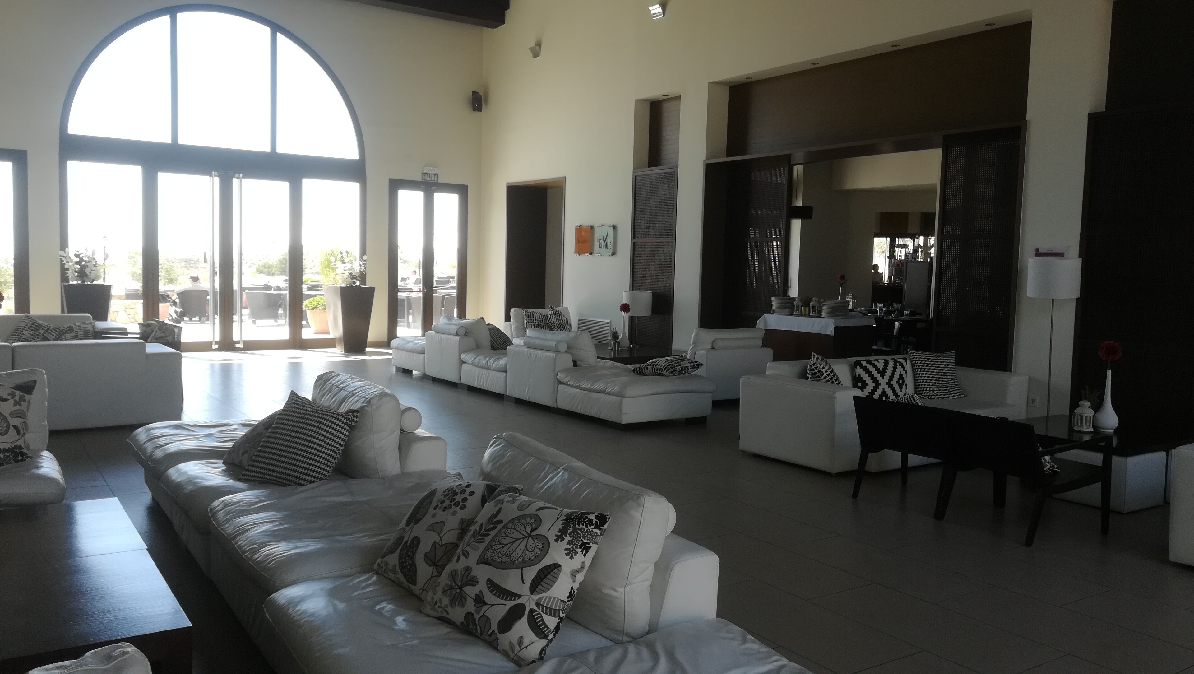 # ¡Descuentos En Septiembre # Bk 36, Segundo Piso, 5 Minutos De Casa Club, Wifi Gratis Y Sky Completo! - Murcia
