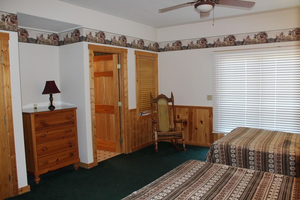 Otsego Lakefront / Family / Groups / Color Change / Golf Outings / Snowmobile! - Otsego Lake State Park, Gaylord