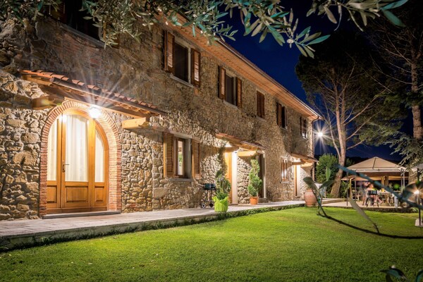 Borgo Dei Gigli - Provincia di Pistoia