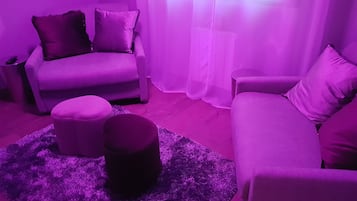Chambre Nuit de cristal | 1 quarto, roupa de alta qualidade, camas de colchão viscoelástico