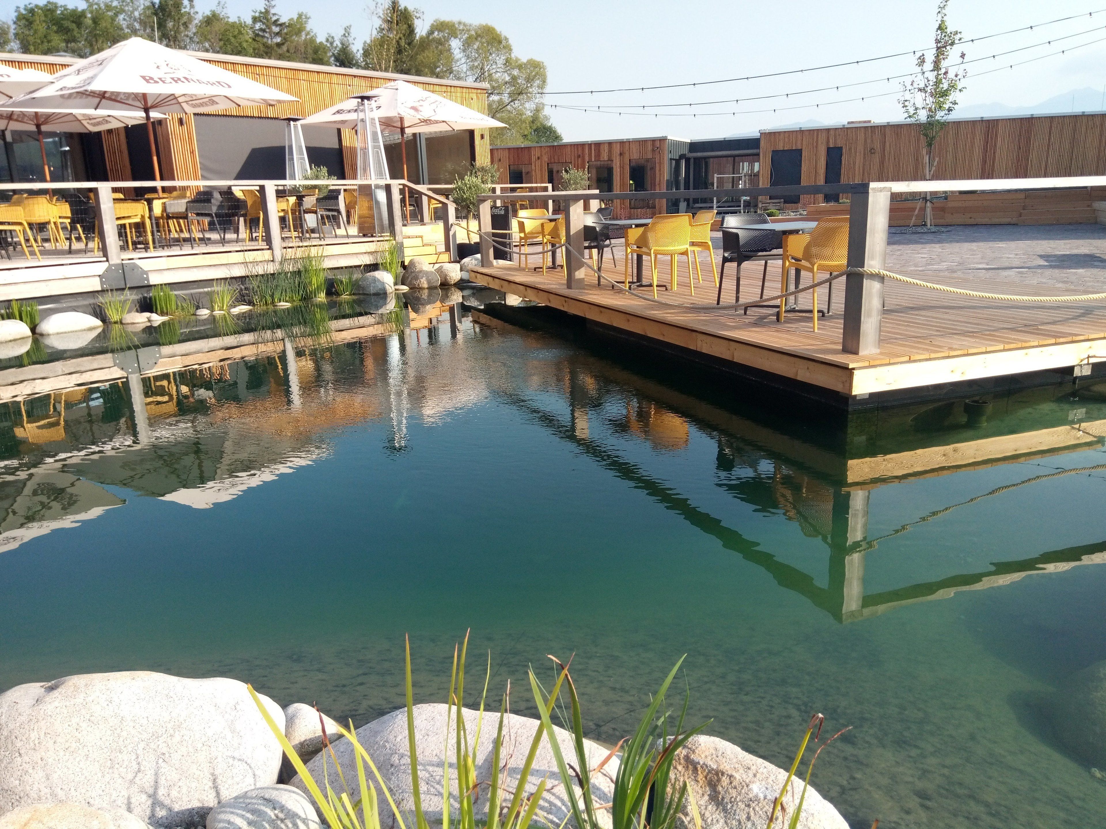 Pequenos-almoços, almoços e jantares servidos 