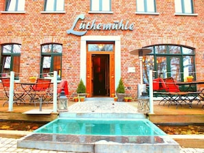 Fachada da propriedade