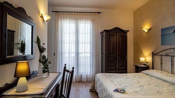 Family Superior con Balcone | Frigobar, cofres nos quartos, cortinas blackout, quartos à prova de som