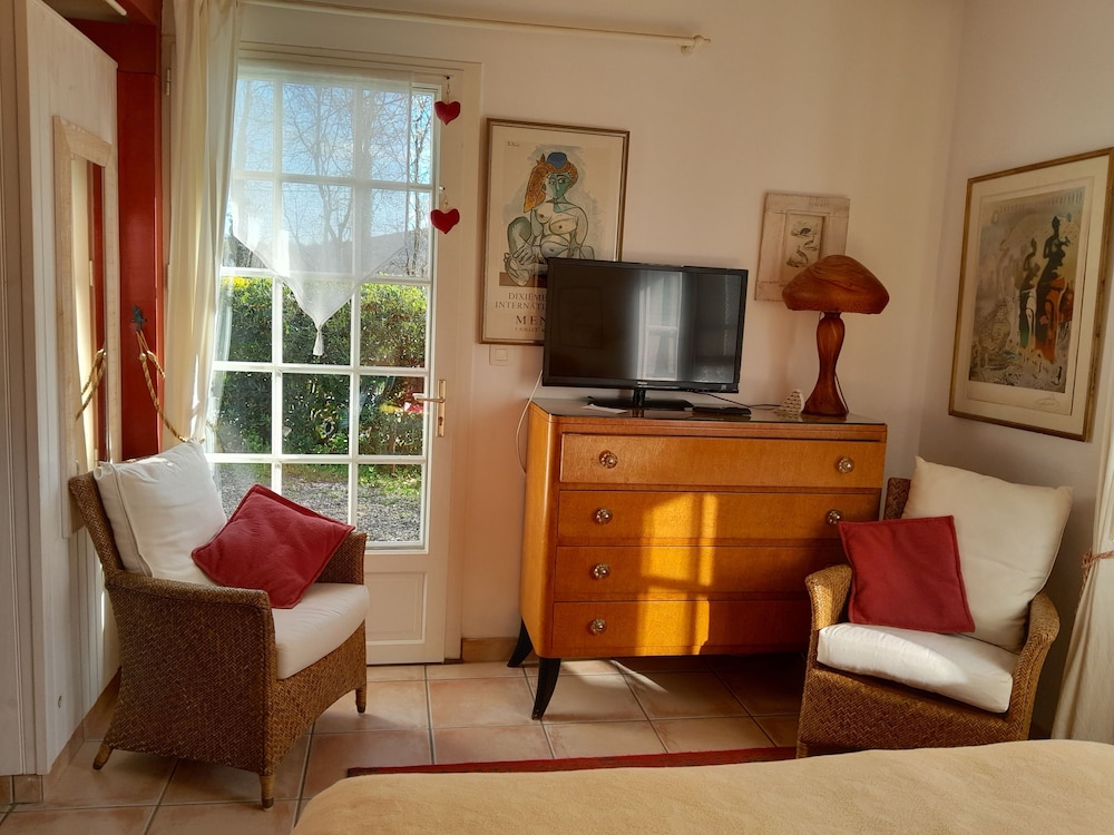 Cottage 2 Personen; Een Niveau; Met Gemeenschappelijk Zwembad; - Bidarray