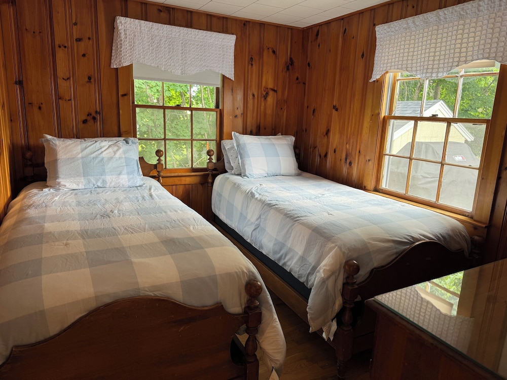 Priscilla Beach Cottage With Central Ac - Cape Cod, MA