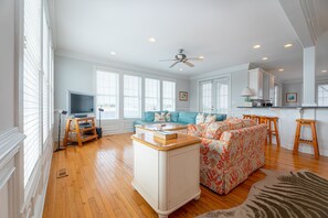 Fantastic soundfront home with Inground Pool!! - Emerald Isle | Vrbo