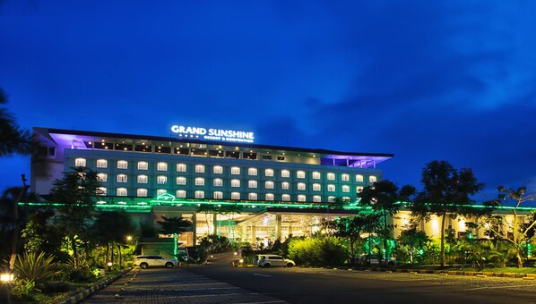 Grand Sunshine Resort & Convention en Soreang, : hoteles en Soreang ...