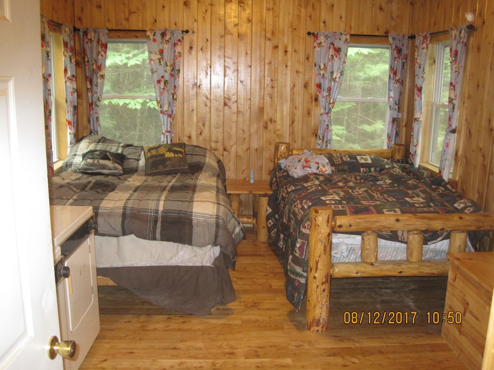 Anderson's Waterfront Cottage On Duck Lake - Maine