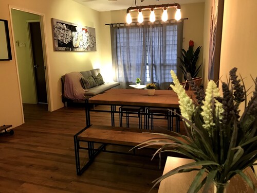 Sentuari Homestay @ Seksyen 7, Shah Alam - Shah Alam