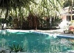 Beautiful Casa Mambo; beach/pool/surf/wi-fi/cable-tv/ac - Playa Grande ...