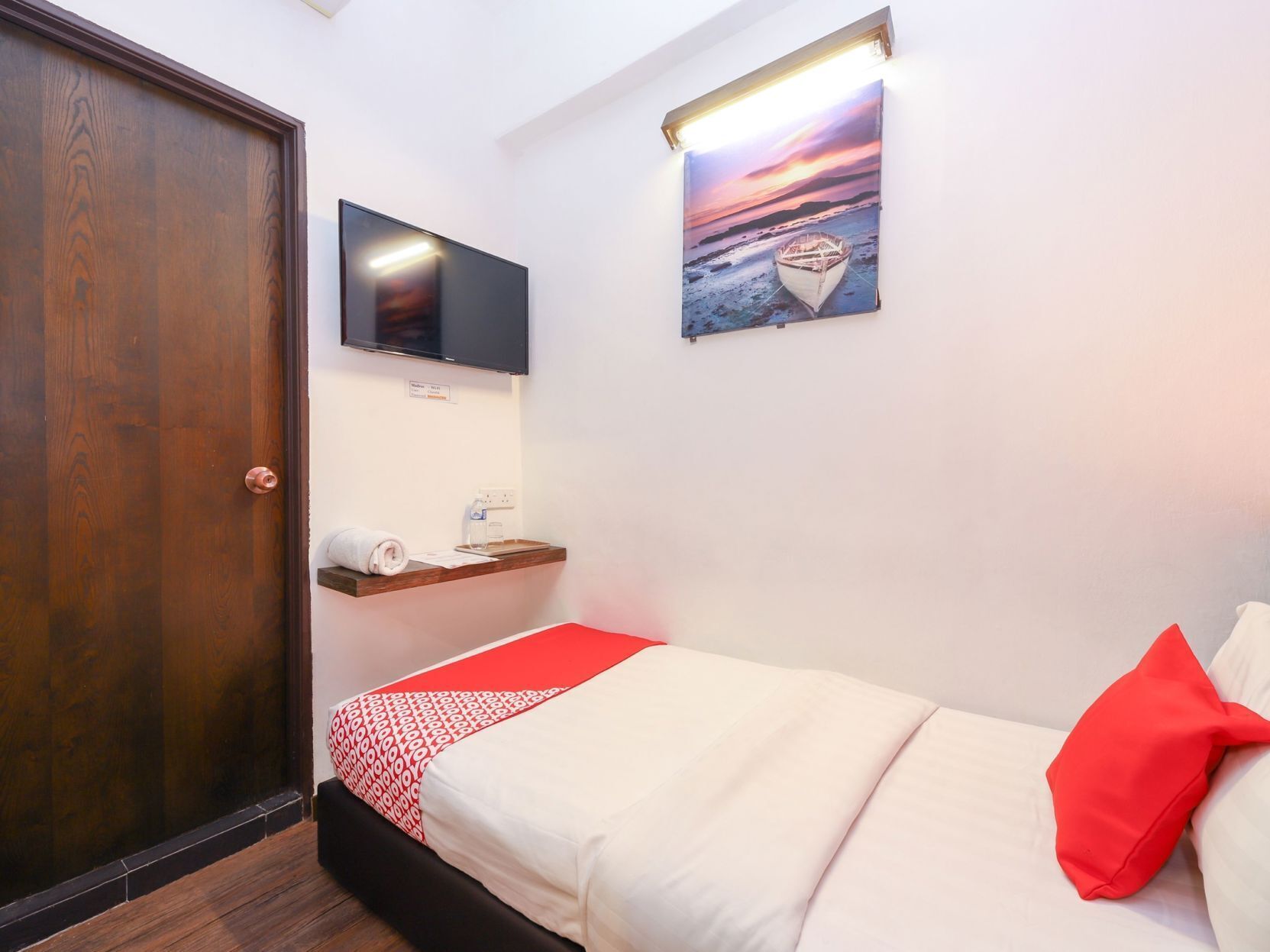 Wi-fi grátis, roupa de cama fornecida 