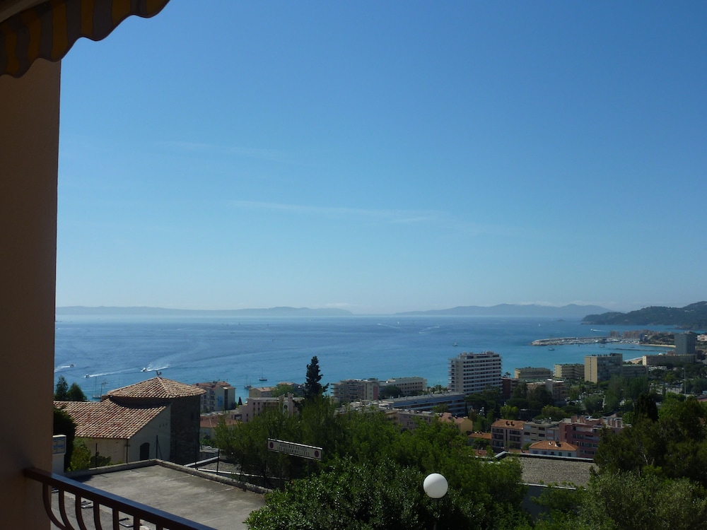 Studio With Sea View Balcony For 4 Pers. Quiet With Swimming Pool, Parking And Cellar - Saint-Clair