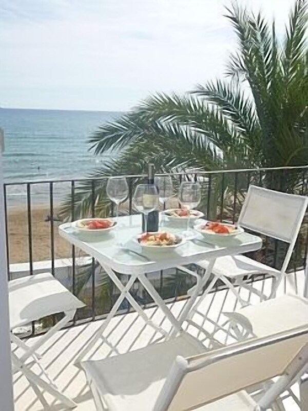 Minimalistic Design Beach Apartment - Sitges