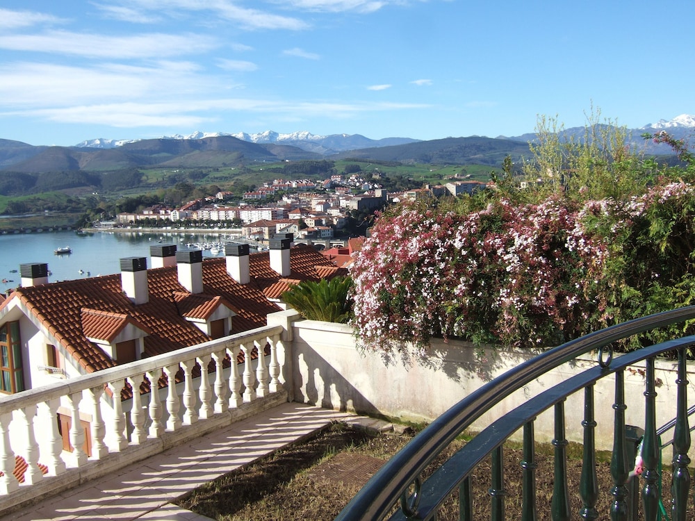 Gran Casa De Pueblo Con Magníficas Vistas - San Vicente de la Barquera