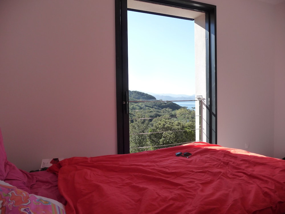 Casa Dell'architetto, A 50 Metri Da Una Spiaggia Di Sabbia Bianca, Splendida Vista Sul Mare - Patrimonio