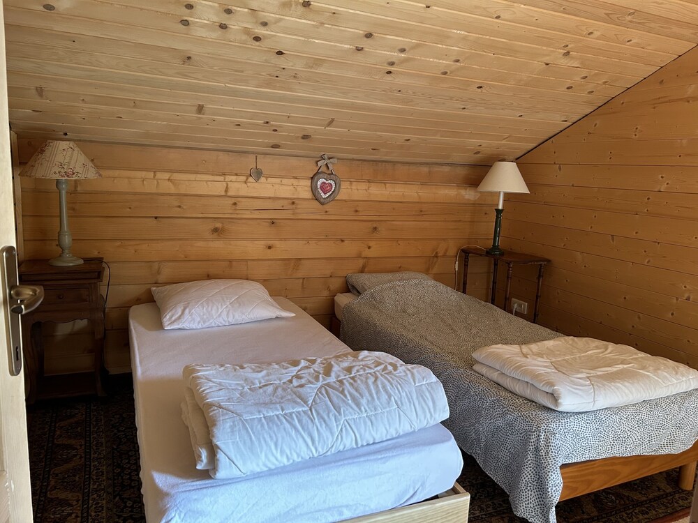Chalet Indépendant Pour Huit Personnes - Thollon-les-Mémises