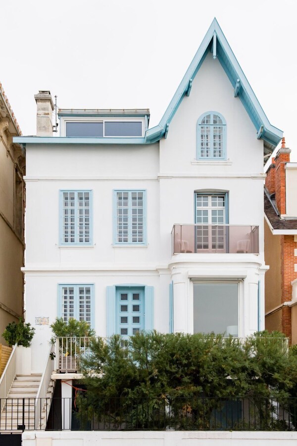 Villa Belle Epoque En La Playa, Vista Completa Al Mar - Royan