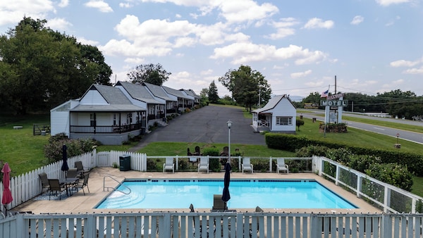 Hillside - Luray, VA