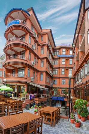 Fachada da propriedade