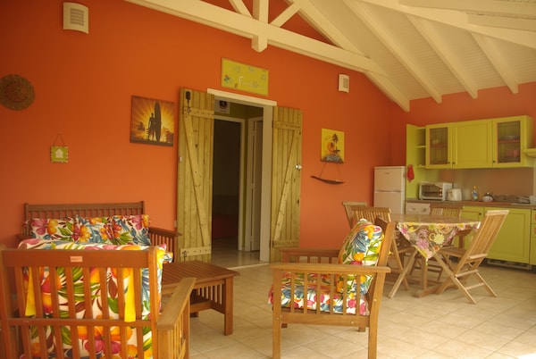 Kazfamilysurf, Gîte Près De La Mer Et Du Surf - Guadeloupe