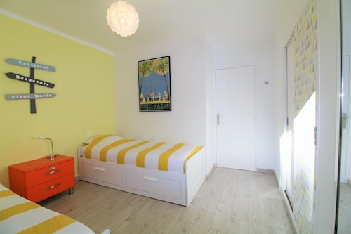 "La Cigale Sanaryenne & Son Jardin Méditerranéen"! - Sanary-sur-Mer