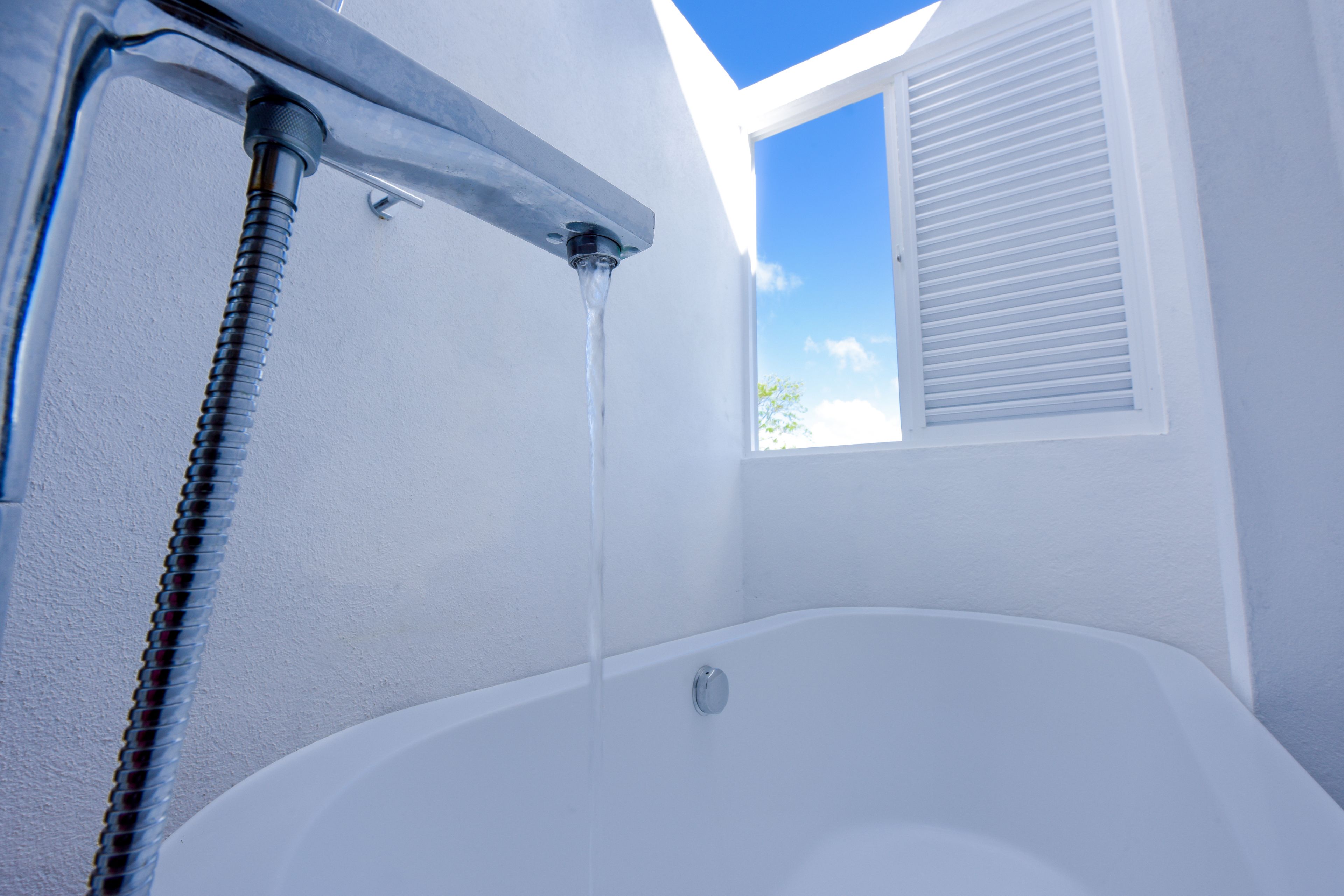 Quarto casal superior | Comodidades do banheiro | Produtos de toalete grátis, secador de cabelo, bidê, toalhas de banho