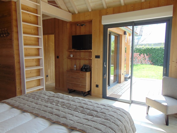 Chalet De Laethy, Bed And Breakfast And Private Spa - Saint-Lary-Soulan
