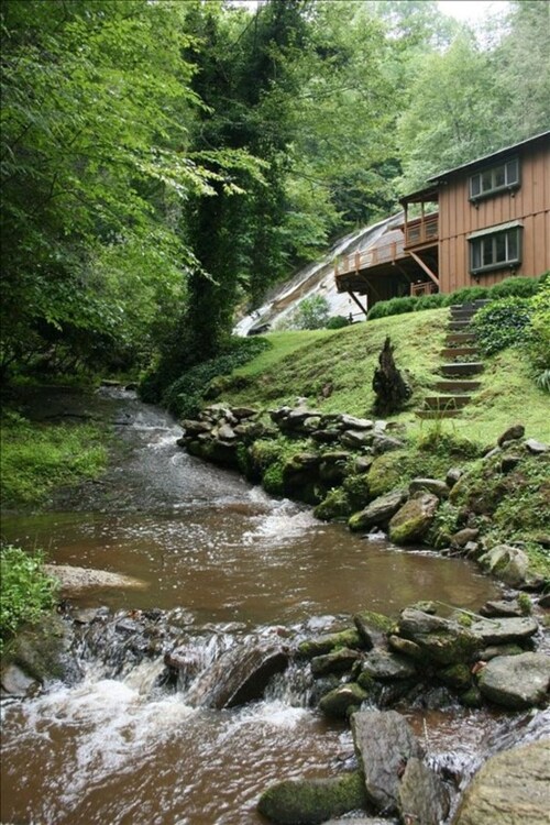 Cool Waterfall Houses